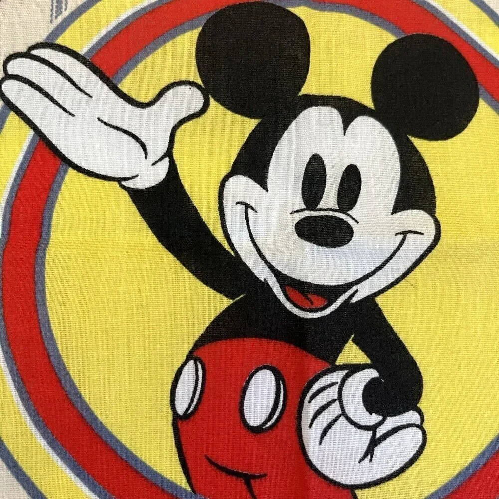 Disney | Accessories | Vtg Disney Mickey Mouse Ltd Est 928 Bandana ...